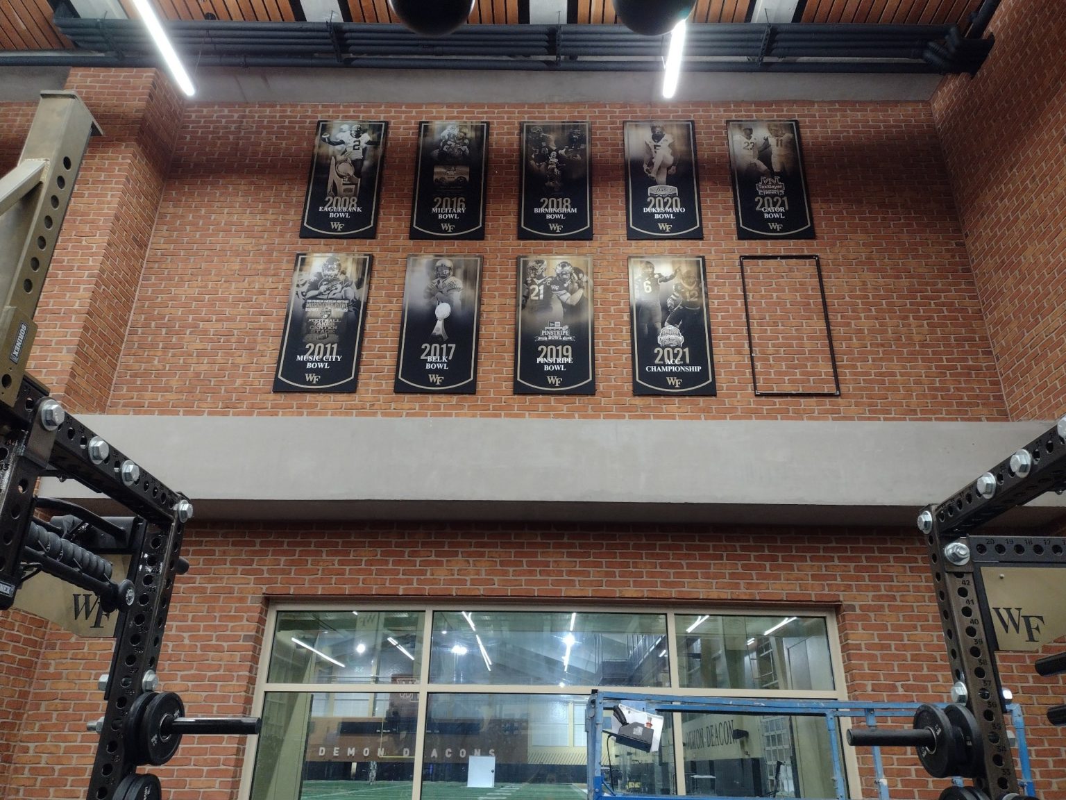 Custom Seg Frames And Backlit Frame Systems Xcel Products